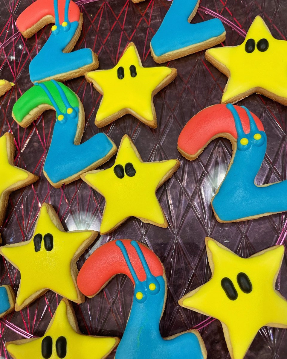Super Mario Toddler Party – Feed Me Dessert – feeding you the sweeter ...